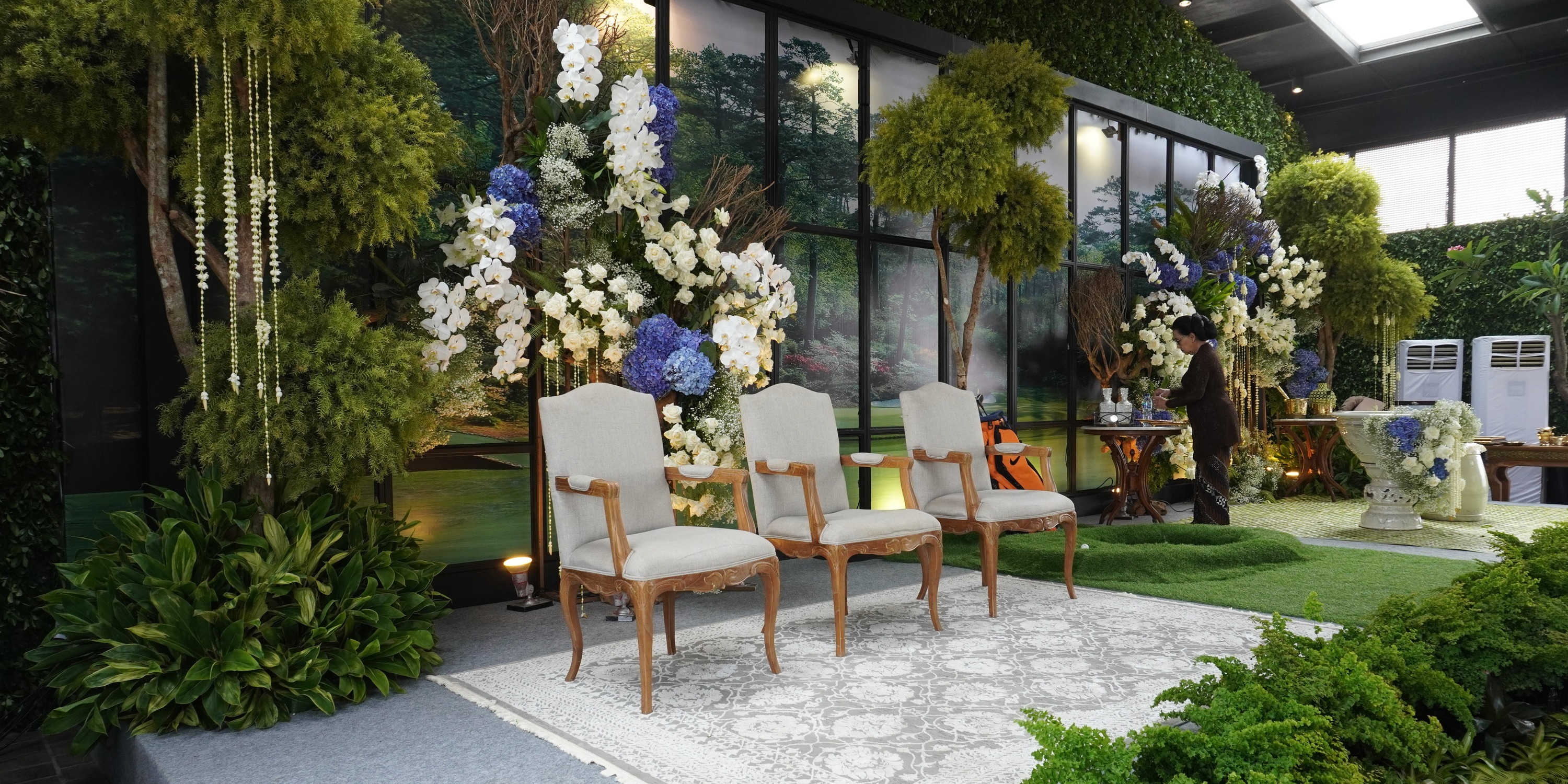 Gardenia Package oleh THE TRIBRATA, HOTEL & CONVENTION CENTER ...