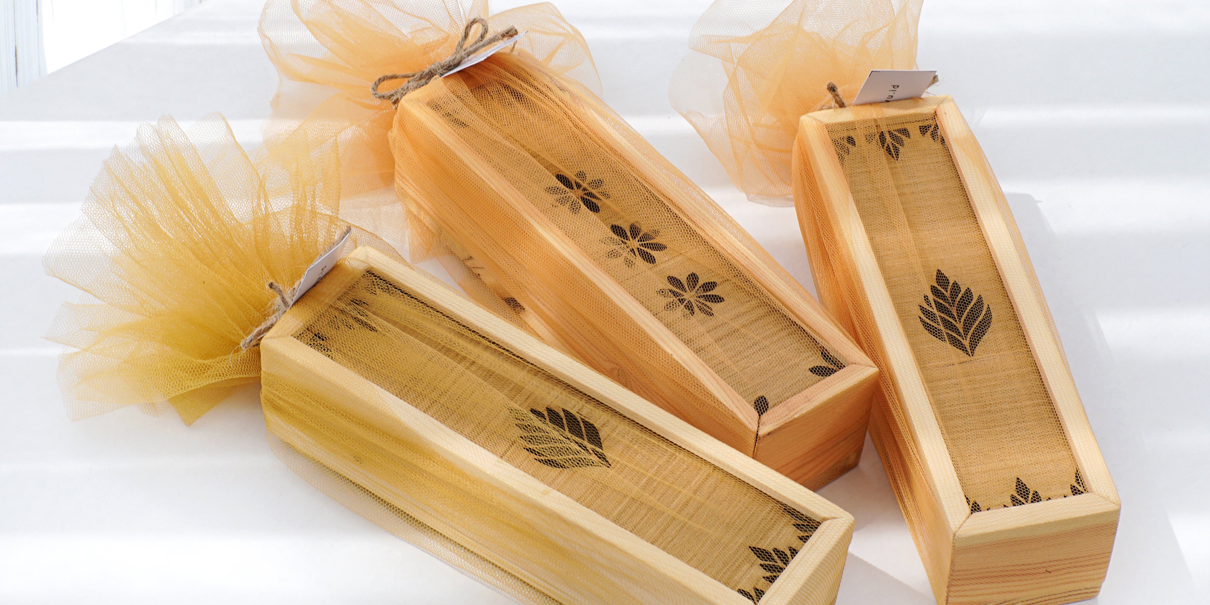 SOUVENIR WEDDING STATIONARY NISCALA by Dekayu Indonesia | Bridestory Store