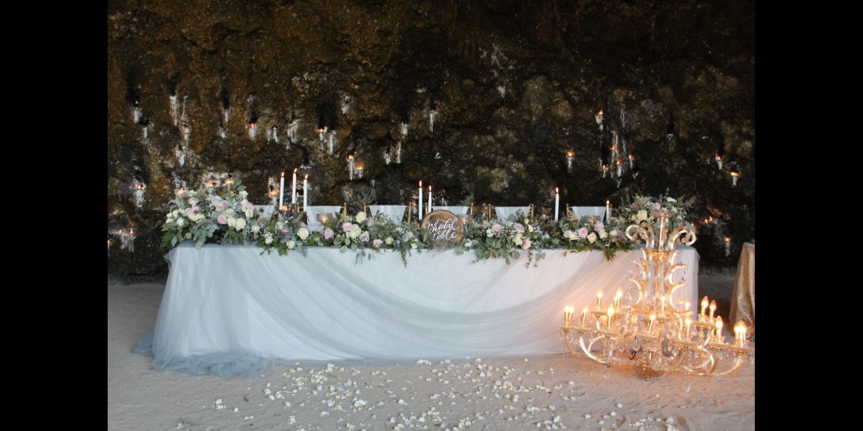 Samabe Cave Dinner Plus oleh Samabe Bali Suites & Villas | Bridestory Store