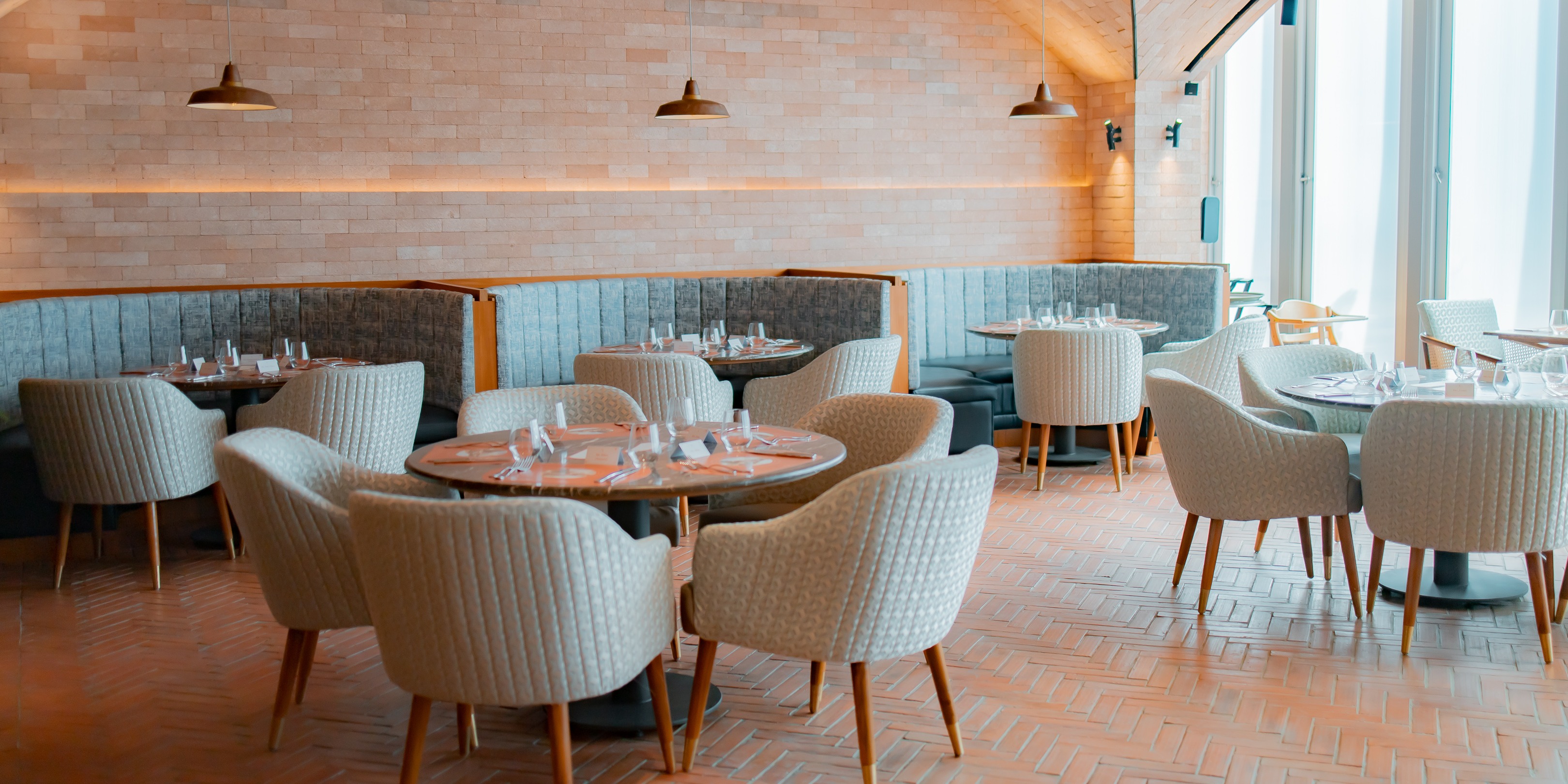 Intimate Event (6 hours) oleh Vince Restaurant | Bridestory Store