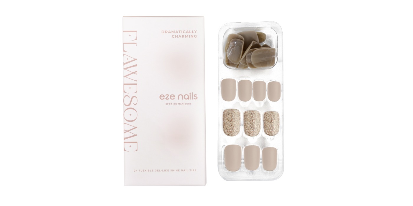 Eze Nails - Dramatically Charming Spot On Manicure oleh Eze Nails ...