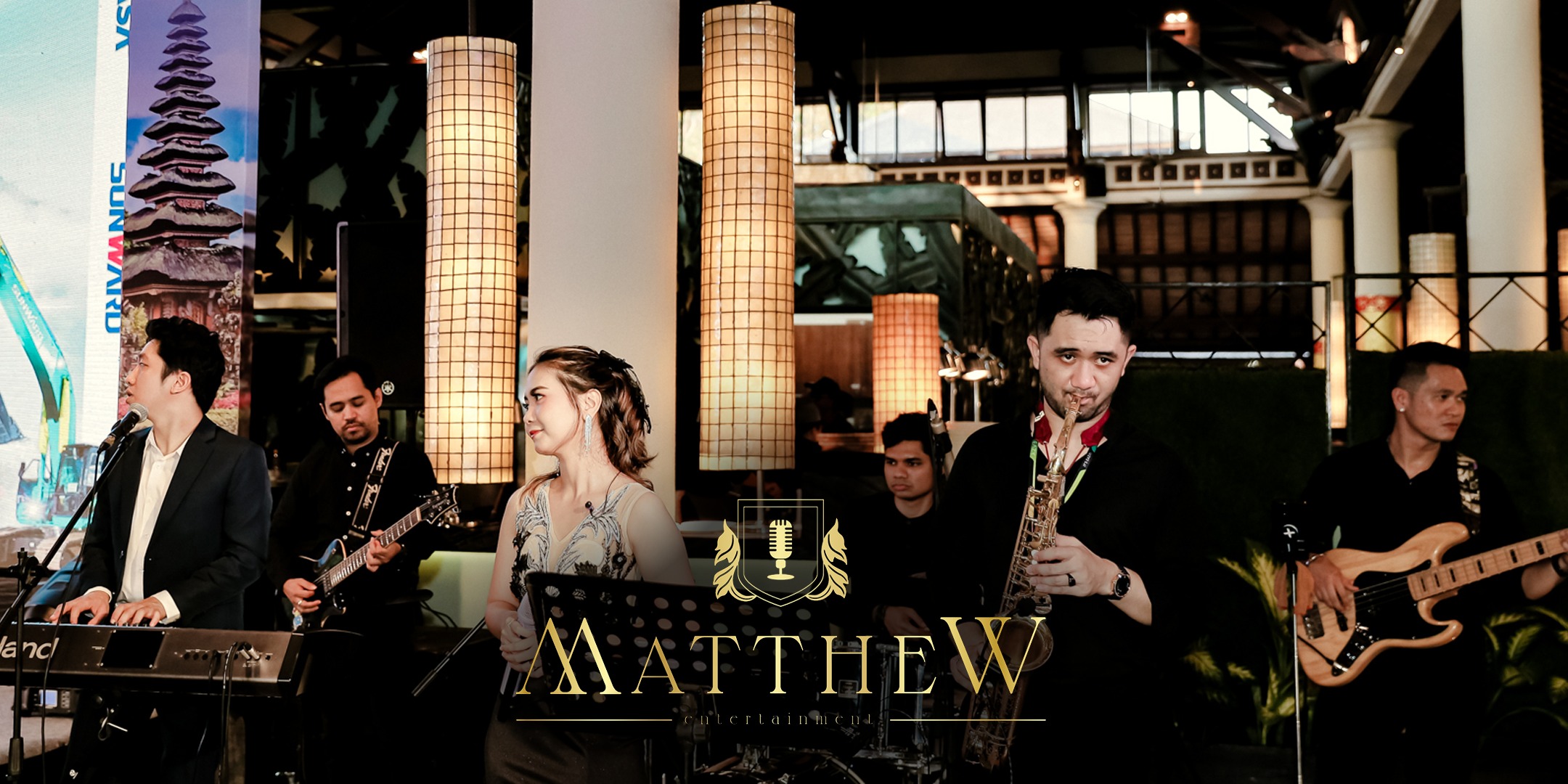 Classy Band by Matthew Entertainment | Bridestory Store