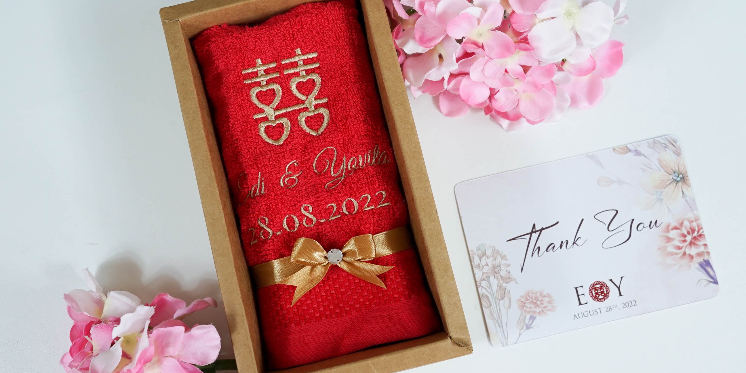 Souvenir Handuk oleh Godeliva Wedding | Bridestory Store