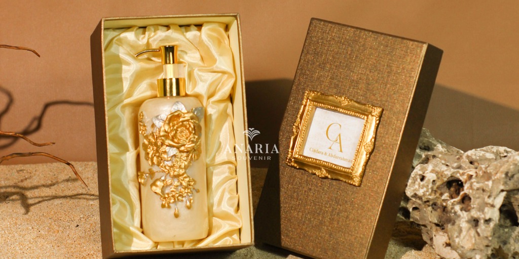 Varenna Soap Dispenser | Souvenir VIP Pernikahan Wedding Gift oleh ...