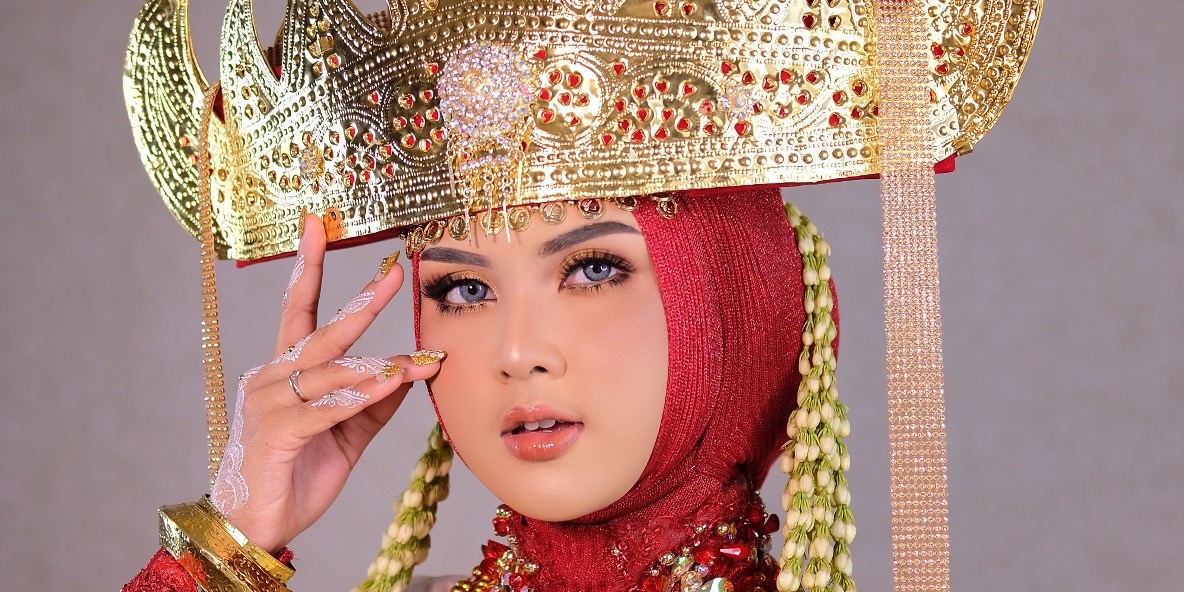 Make Up + Hijab/Hair Do (Retouch) oleh Beautyworks by Fifi | Bridestory ...