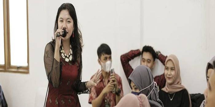 LITE PACKAGE ACOUSTIC & MC RECEPTION (Master of Ceremony) by Project Entertainment | Bridestory ...