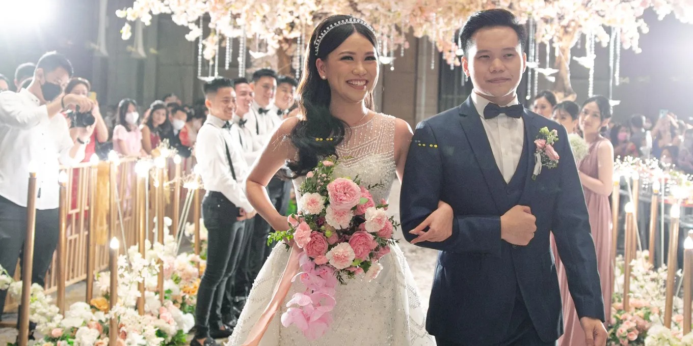 Wedding Bouquet Package Full Import Flowers oleh Jeslyne Floral ...