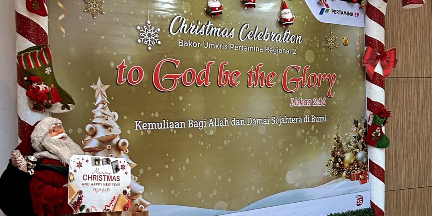 Dekorasi Backdrop Natal by Charissa Event & Wedding Decoration ...