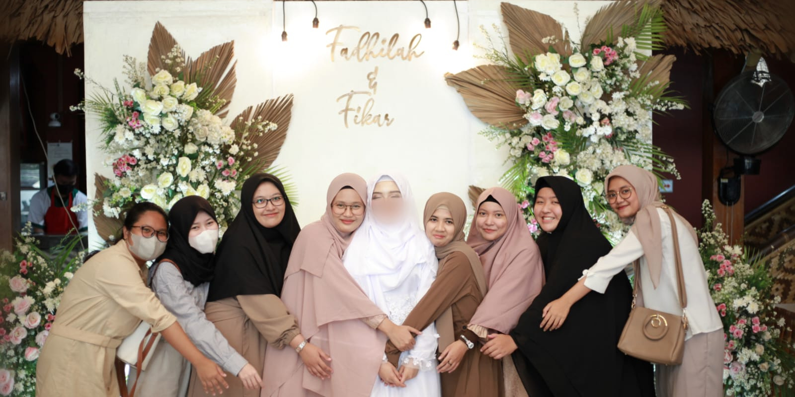 WEDDING FRESH FLOWERS - BACKDROP ONLY + SET AKAD NIKAH oleh Sunflower ...