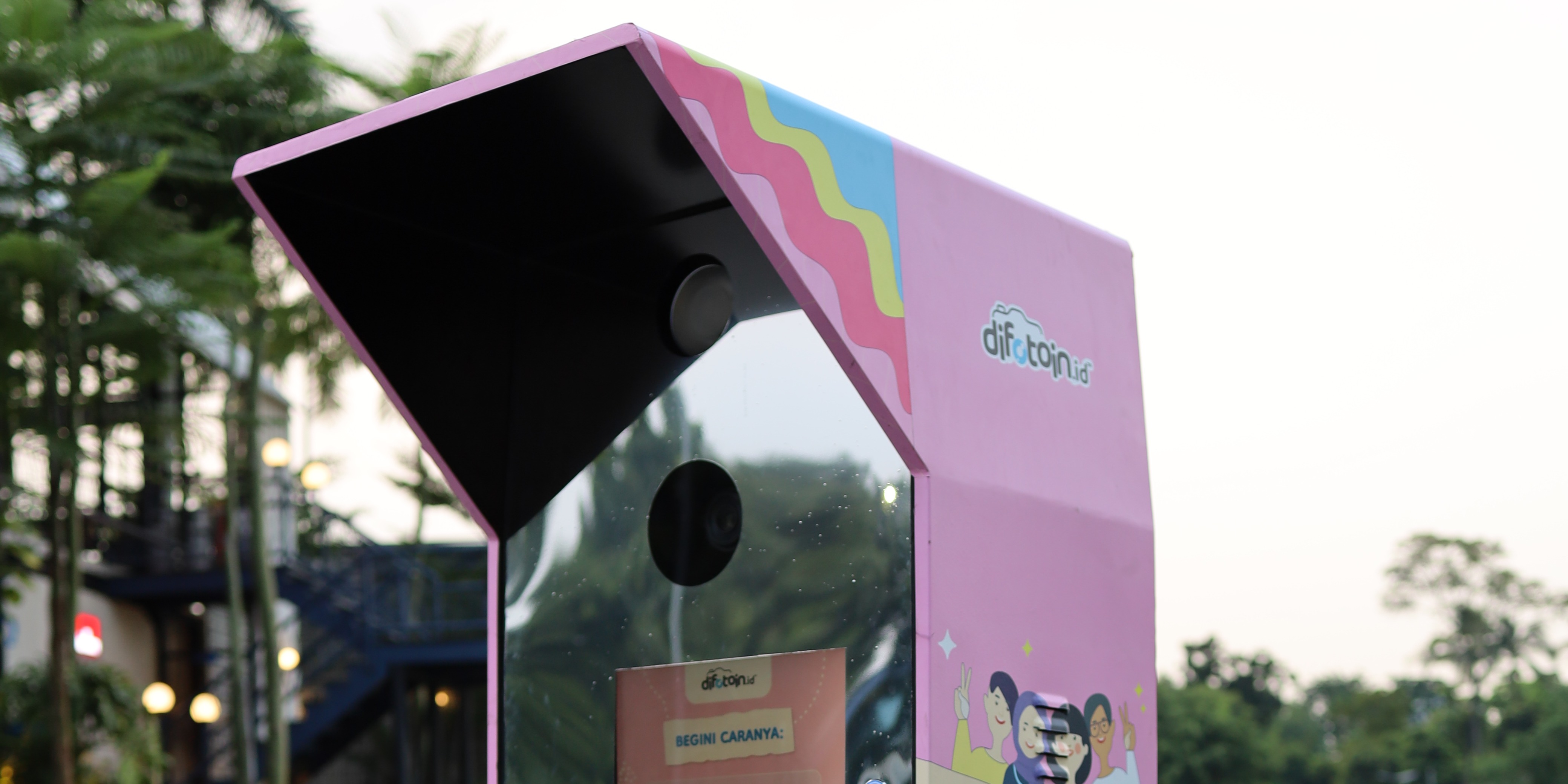 photobox outdoor by difotoin.id | Bridestory Store