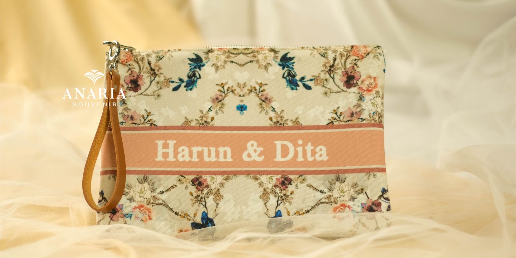 Bridesmaid Clutch Vintage | Souvenir Pernikahan Souvenir VIP Wedding ...