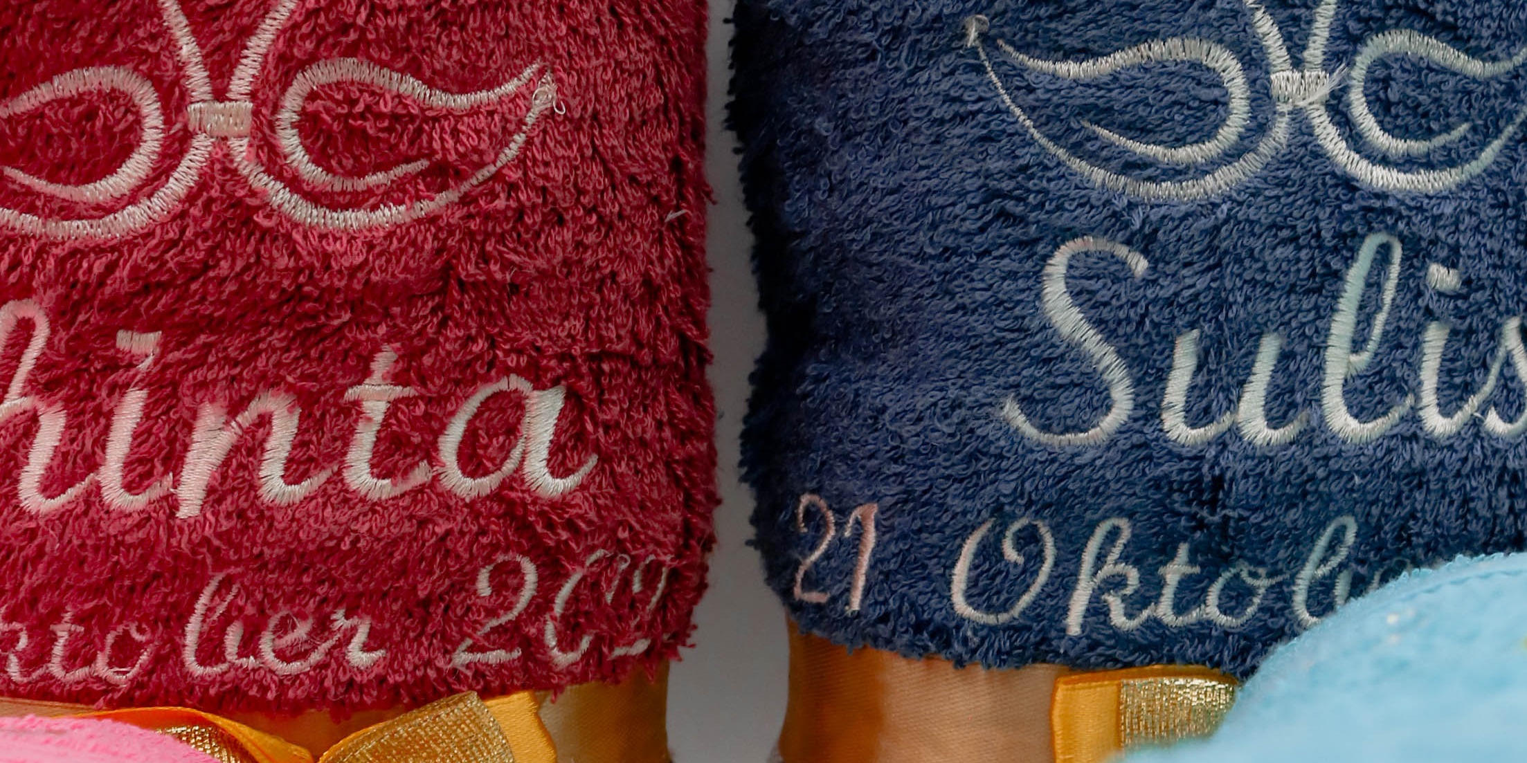 Hampers Handuk Bamboo Cotton Bordir oleh HK Souvenir | Bridestory Store