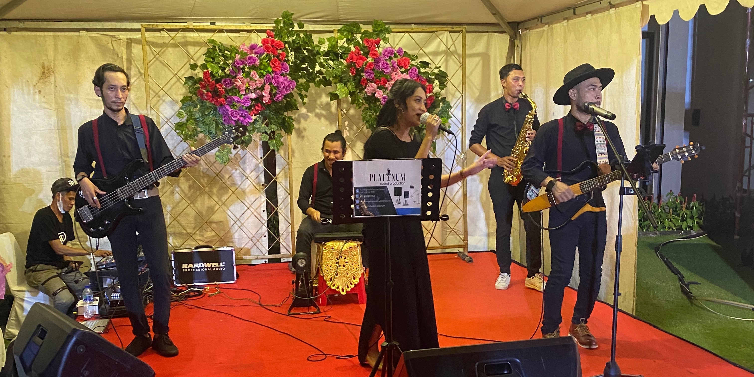 DJ, Full Band Saxophone & Sound System 2 Set oleh Platinum Sound ...