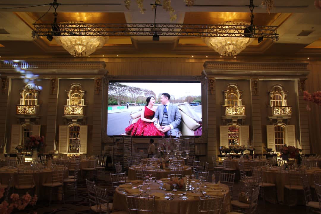 RENT LED PANEL BIG SCREEN by The Bride Photochology | Bridestory.com