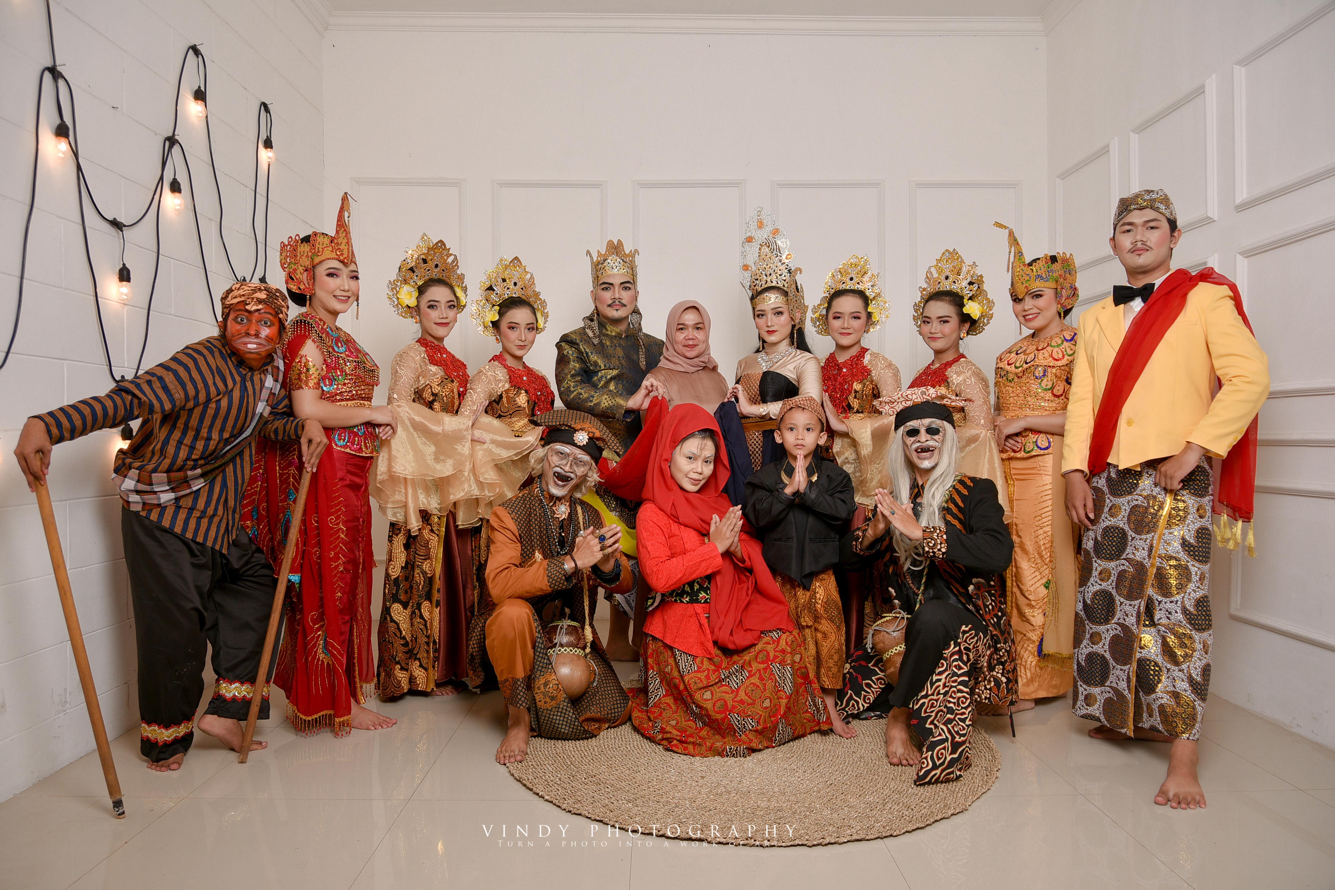 PREMIUM PACKAGE A oleh Sanggar Seni Sunda Gumintang | Bridestory Store