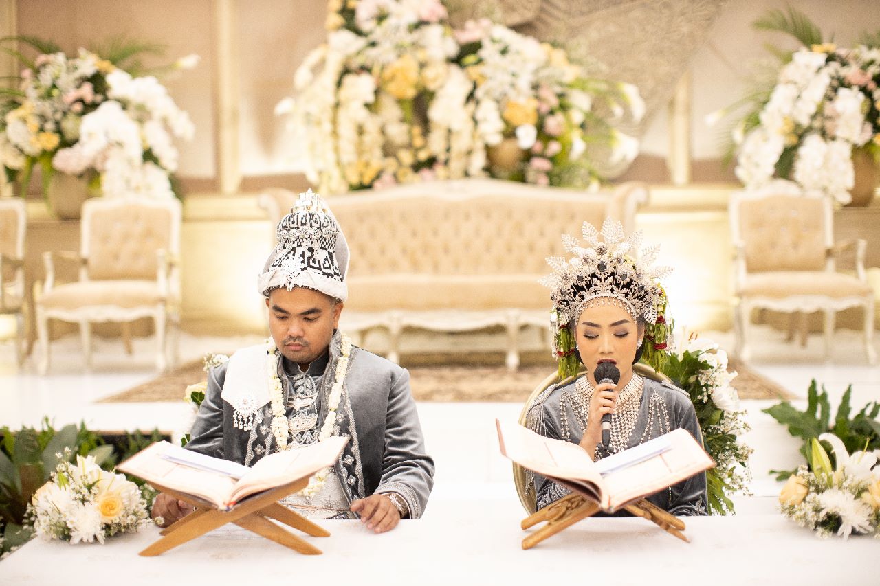 The Wonderful of Aceh Wedding by Menara Mandiri by IKK Wedding ...