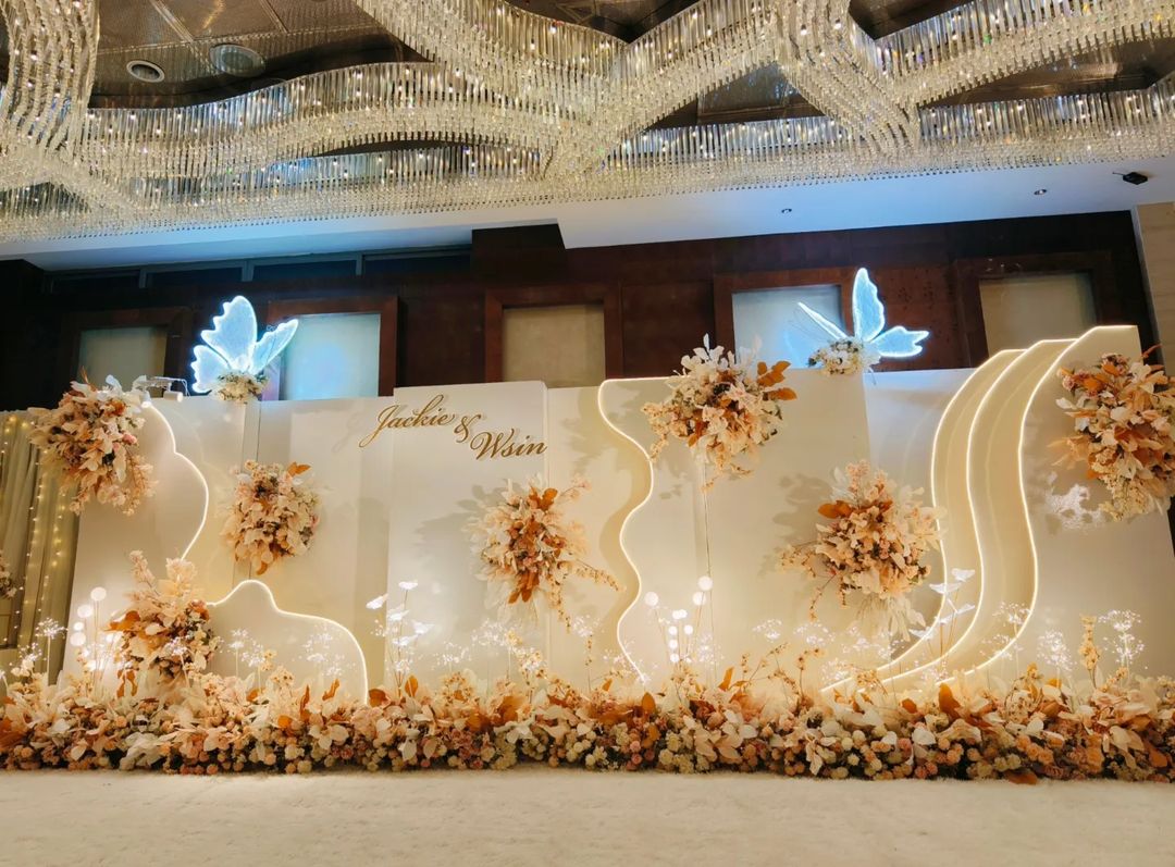 WEDDING LUXURY | Rayain Aja Florist and Decoration | Bridestory