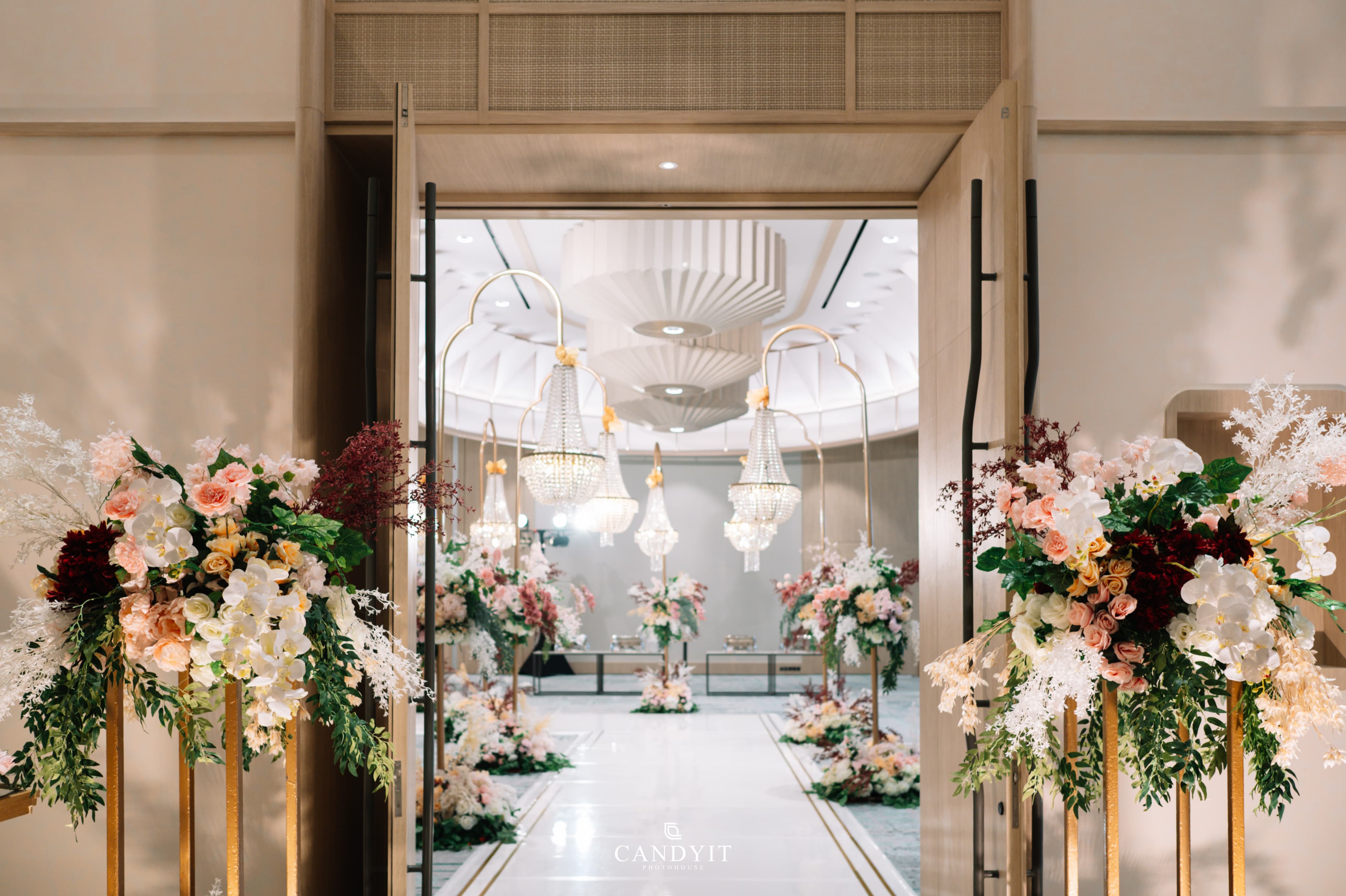 Vivere Hotel Wedding Vivere Hotel, Artotel Curated SPECTRA