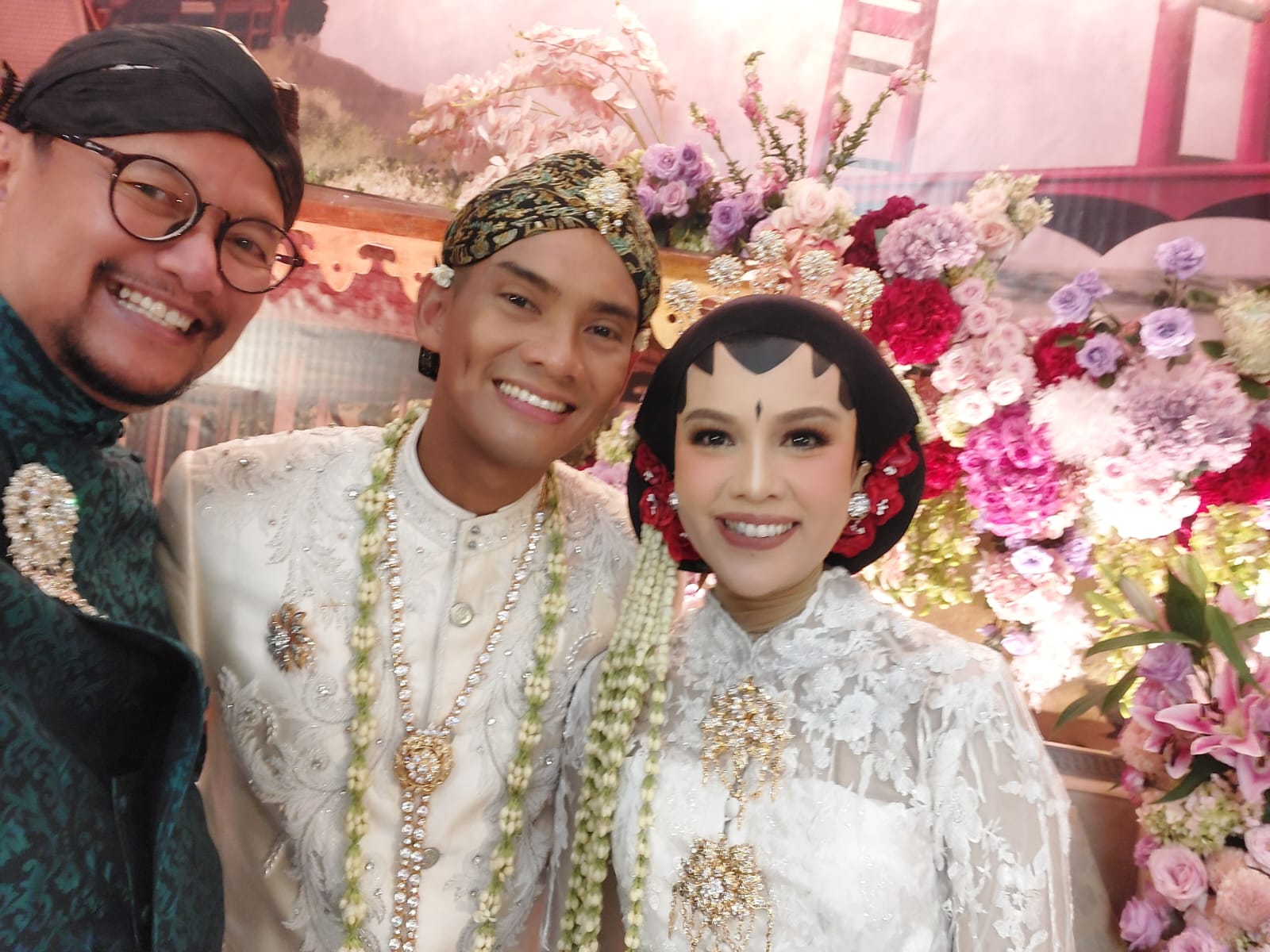 MC AKAD NIKAH DAN RESEPSI INTERNATIONAL, NATIONAL & ADAT | Donny ...