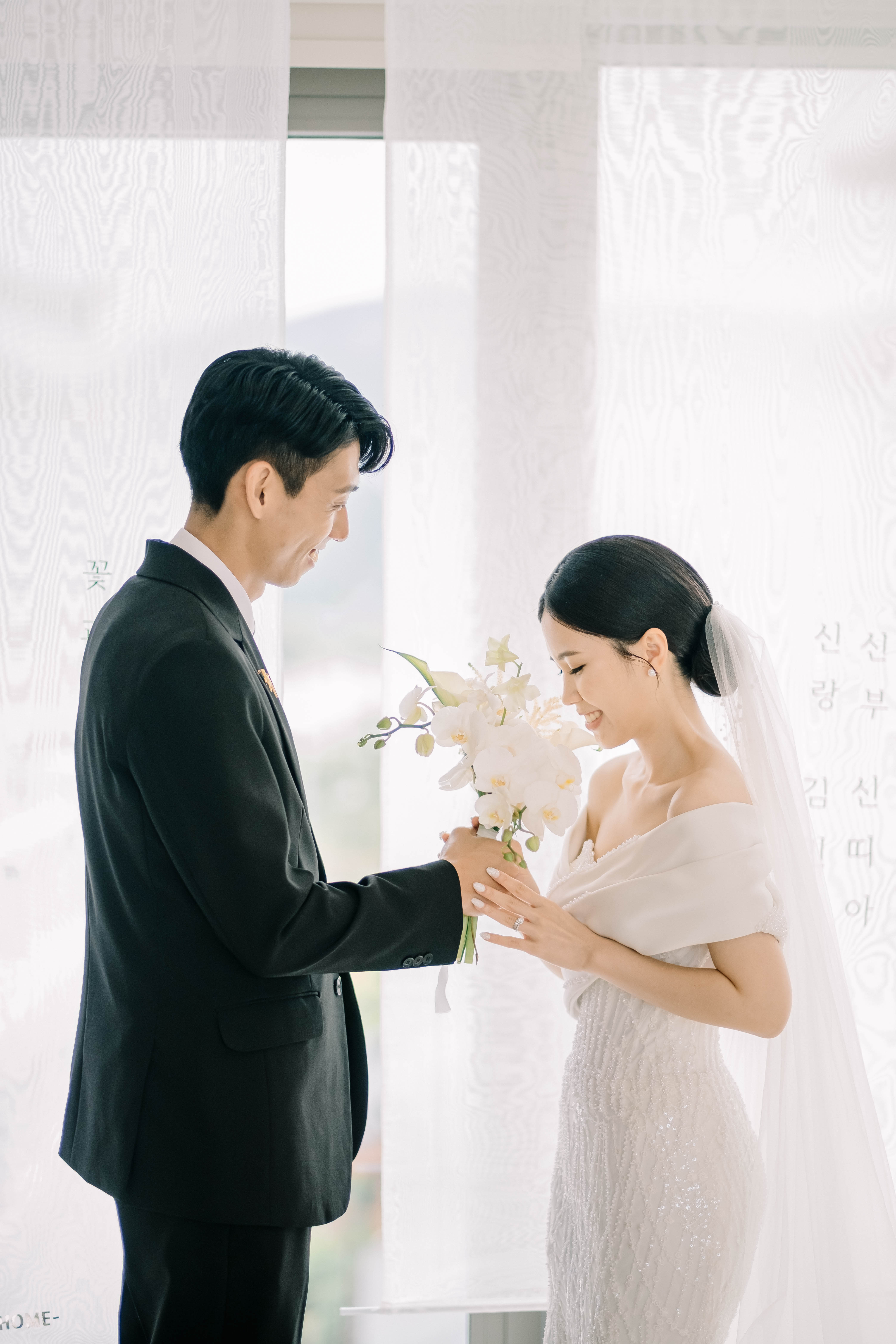 A glimpse of Kim Minkyu & Cynthia Tan by Goplus Photography ...