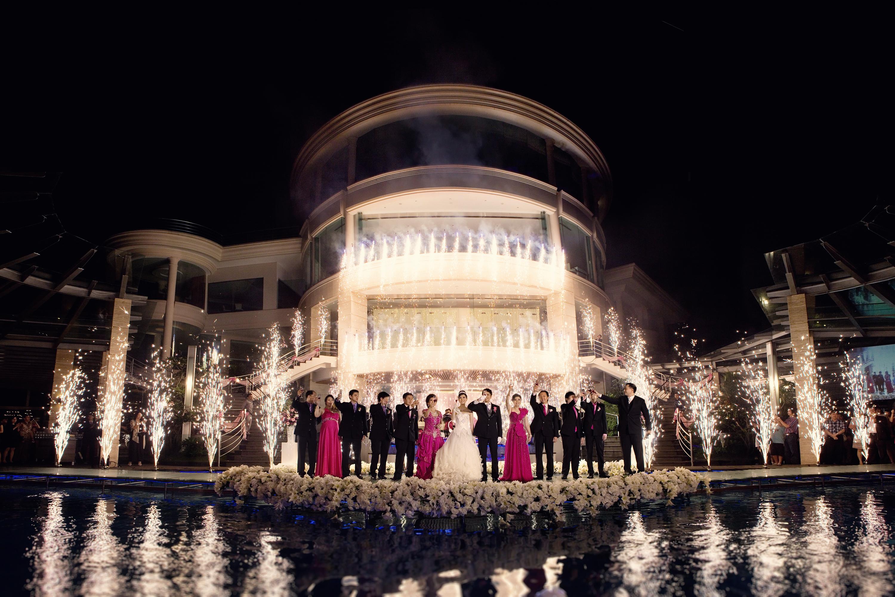 The lovable & memorable moment in your life | Club Deruzzi | Bridestory