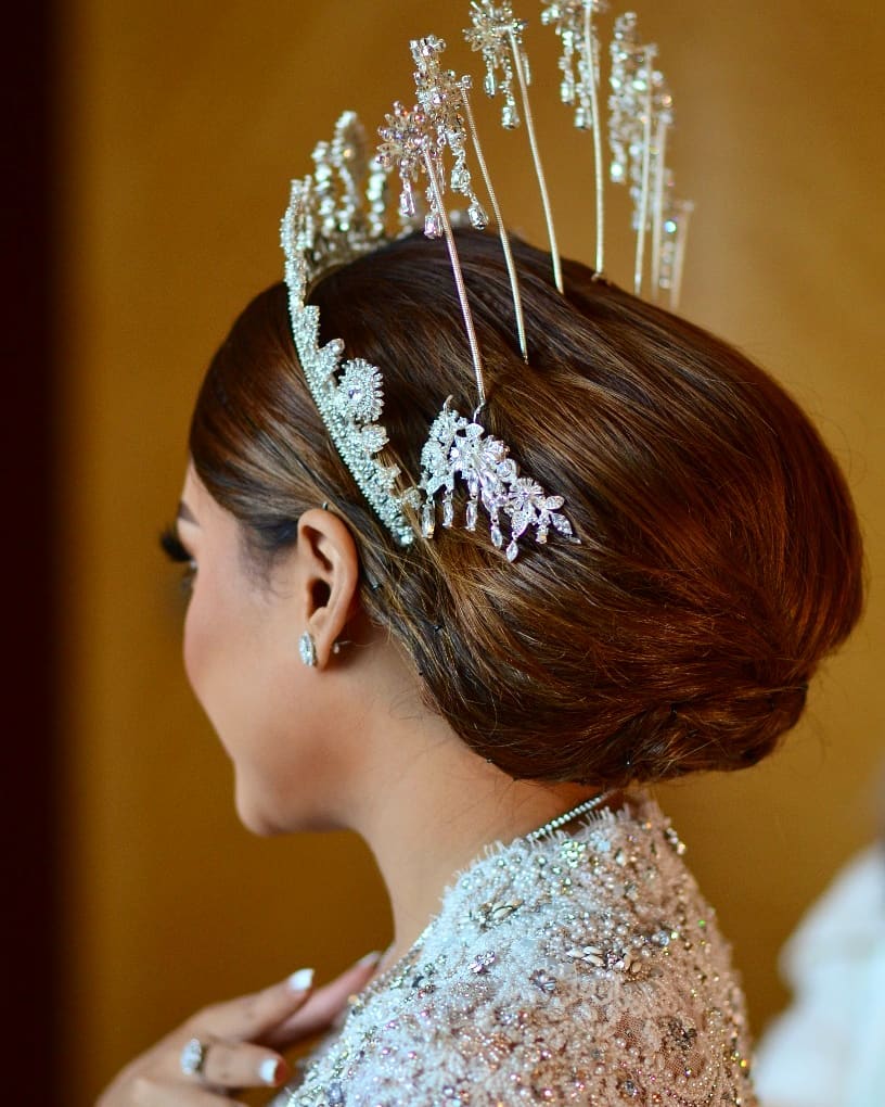 15 Inspirasi Model Sanggul Pengantin Modern - Tradisional untuk Hari ...