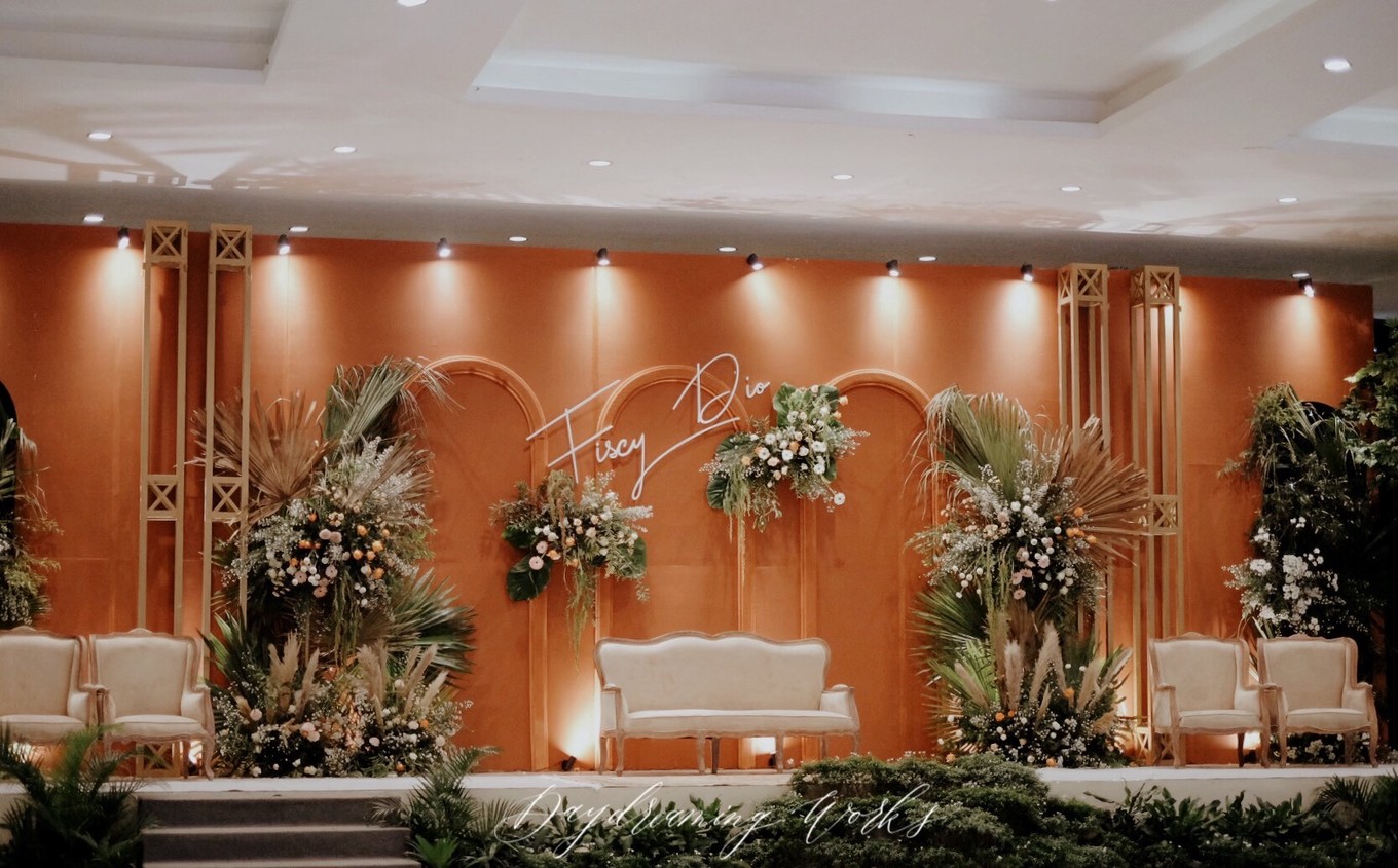 17 Modern Wedding Stage Design and Decor Inspirations You'll Love ...