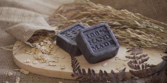 Square bar soap by Kuppikakku | Bridestory Store