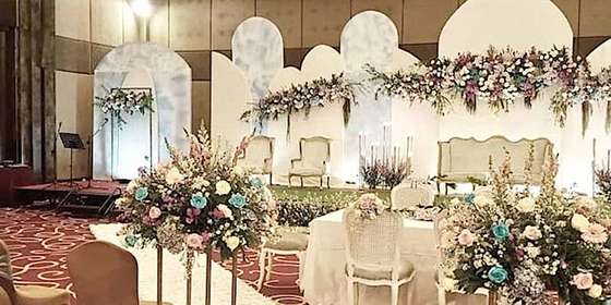 Aston Imperial Hotel Bekasi Intimate Wedding 100 pax oleh Clara Wedding ...