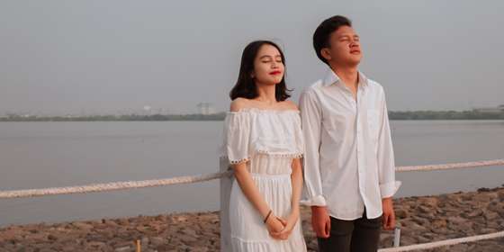 Dinda & Michael by SMpotraiture | Bridestory Store