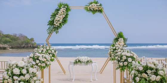 Calla Lily Package oleh Courtyard by Marriott Bali Nusa Dua ...