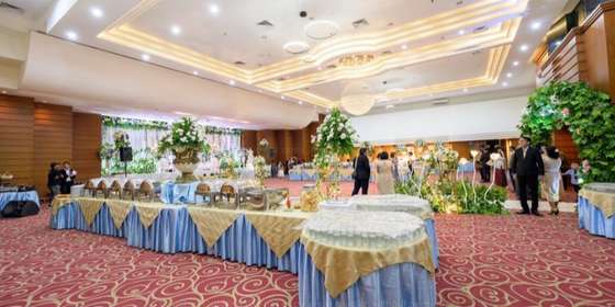 SKY HALL PELNI 200 PAX oleh Triangle Wedding | Bridestory Store