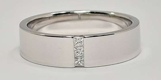 White Gold 18K Diamond Wedding Ring oleh Adreena & Co Diamond Jewelry ...