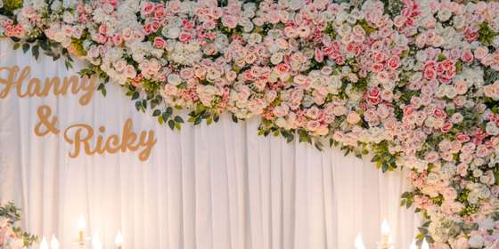 DEKORASI AKAD NIKAH - FULL FLOWERS DECORATIONS oleh Sunflower ...