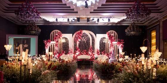 LUXUS Grand Ballroom (Enchanted Package) oleh Preciosa Wedding ...
