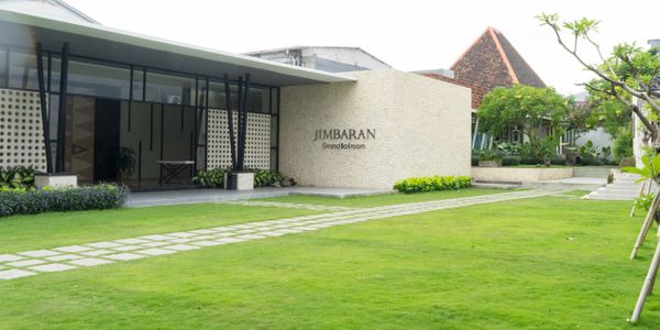 Paket Pernikahan untuk Aula & Function Hall Terbaik | Bridestory Store