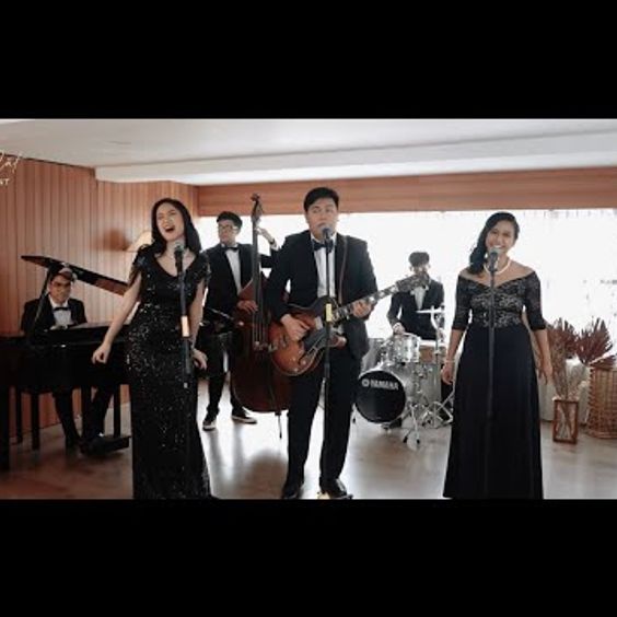 Jazz Vocal Trio by Orange Cat | Orange Cat Entertainment | Bridestory