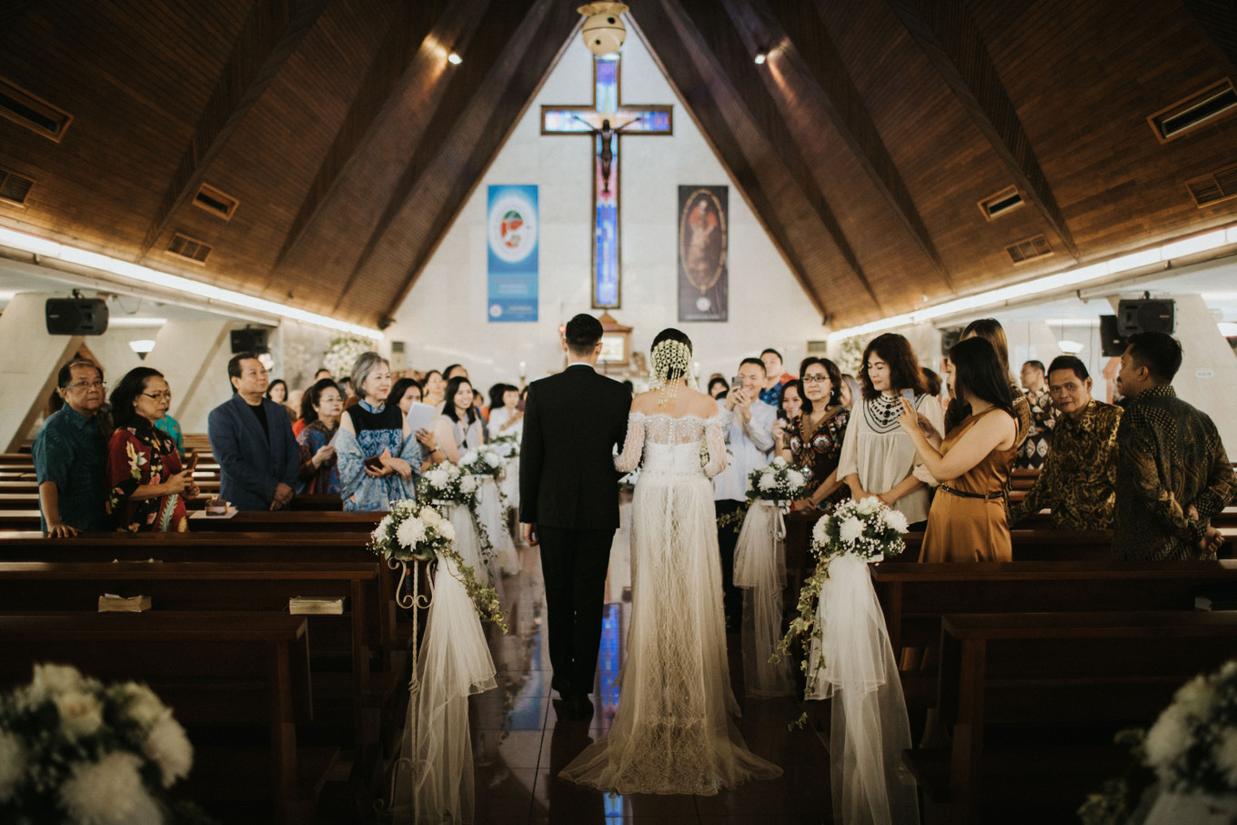 One Couple’s Earthy Wedding Filled with Pampas Grass - Bridestory Blog