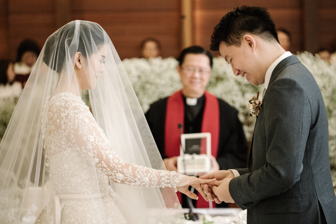 One Couple’s Two Garden-Inspired Weddings in Bali and Bandung ...